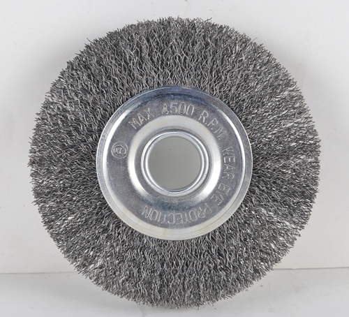 Crimped wire wheel with Bore